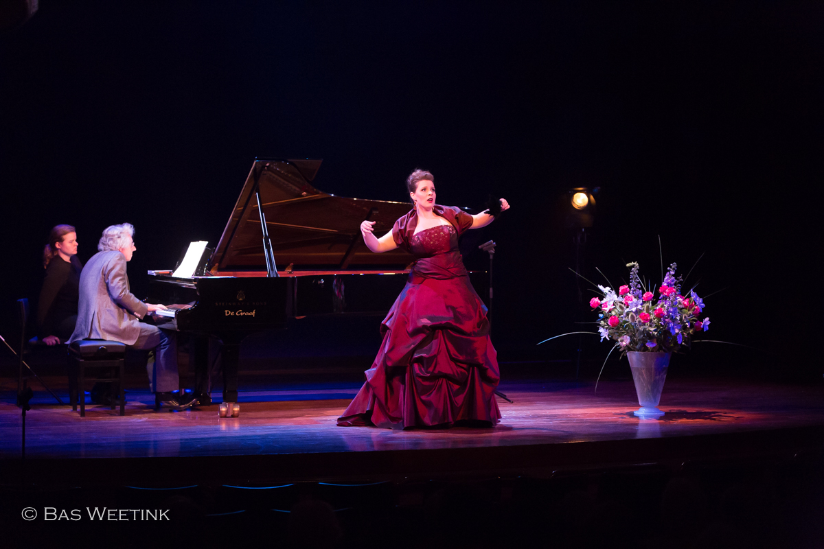 Irene Hoogveld - Irene Hoogveld